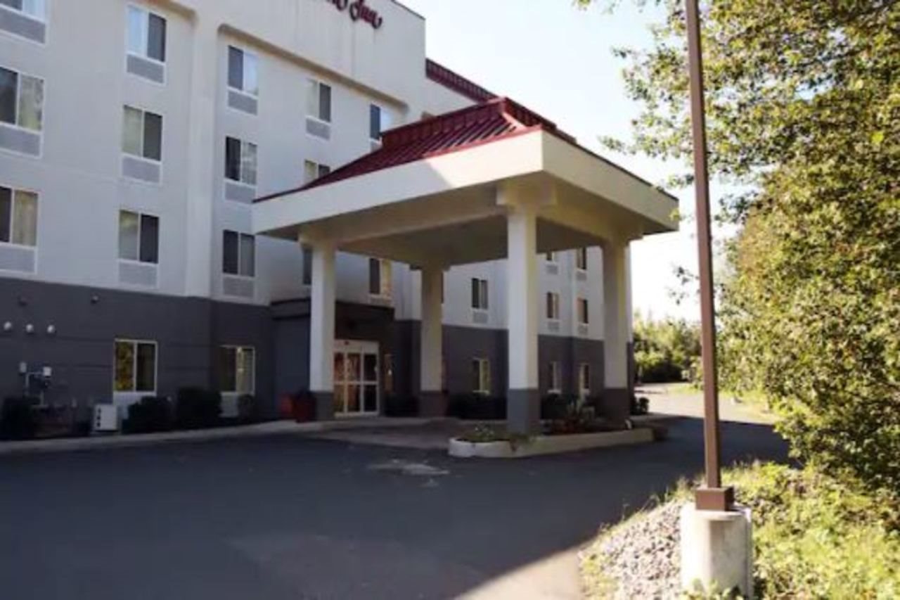Hampton Inn Waterbury Meriden - CT Connecticut USA - Boka med Sembo
